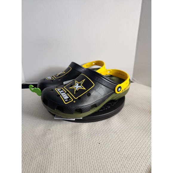 CROCS | Shoes | Crocs Classic Us Army Clogs Mens Sz 6 Womens Sz 8 Army ...